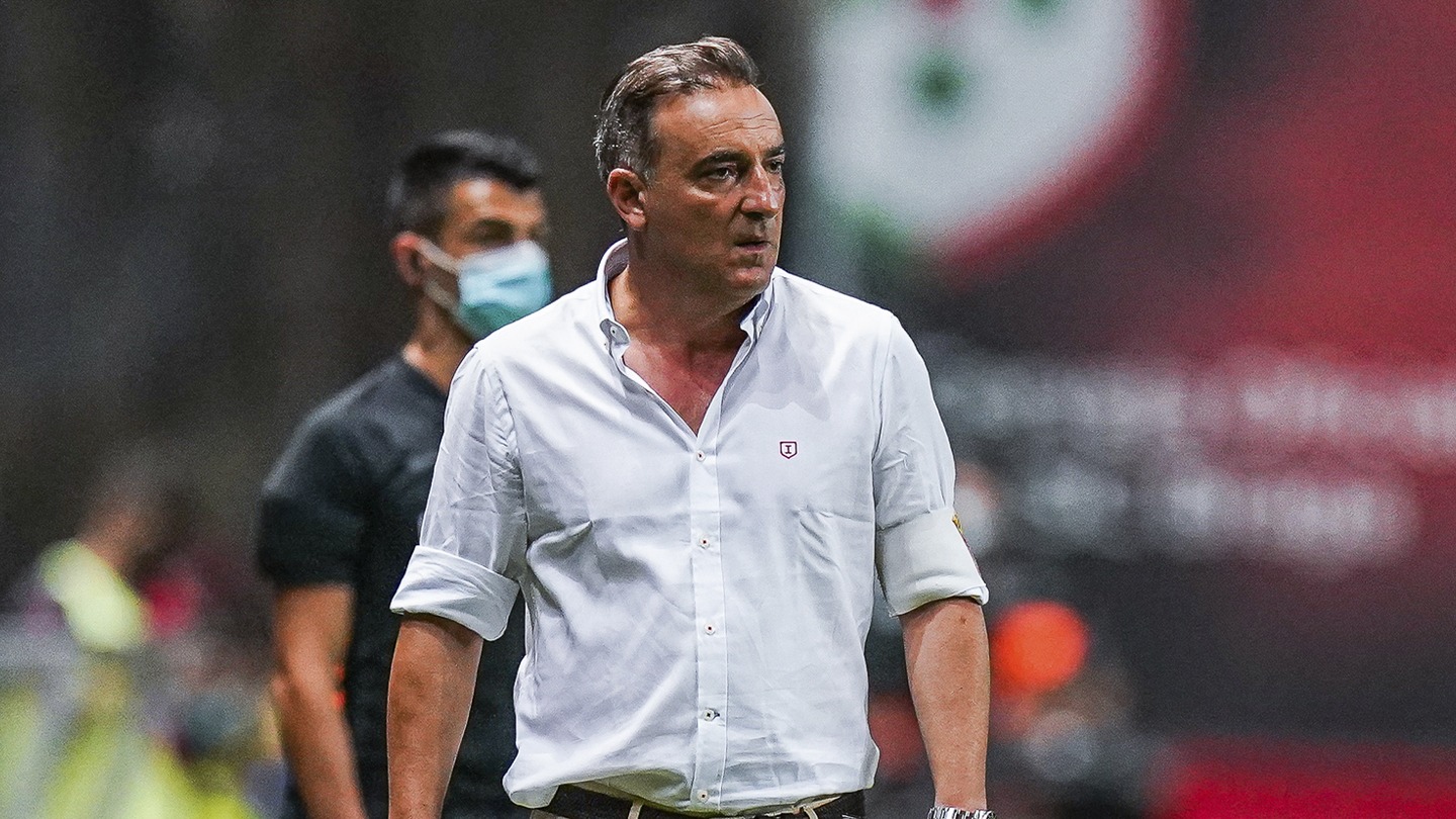 Carlos Carvalhal: "Criámos oportunidades suficientes para sair mais ...