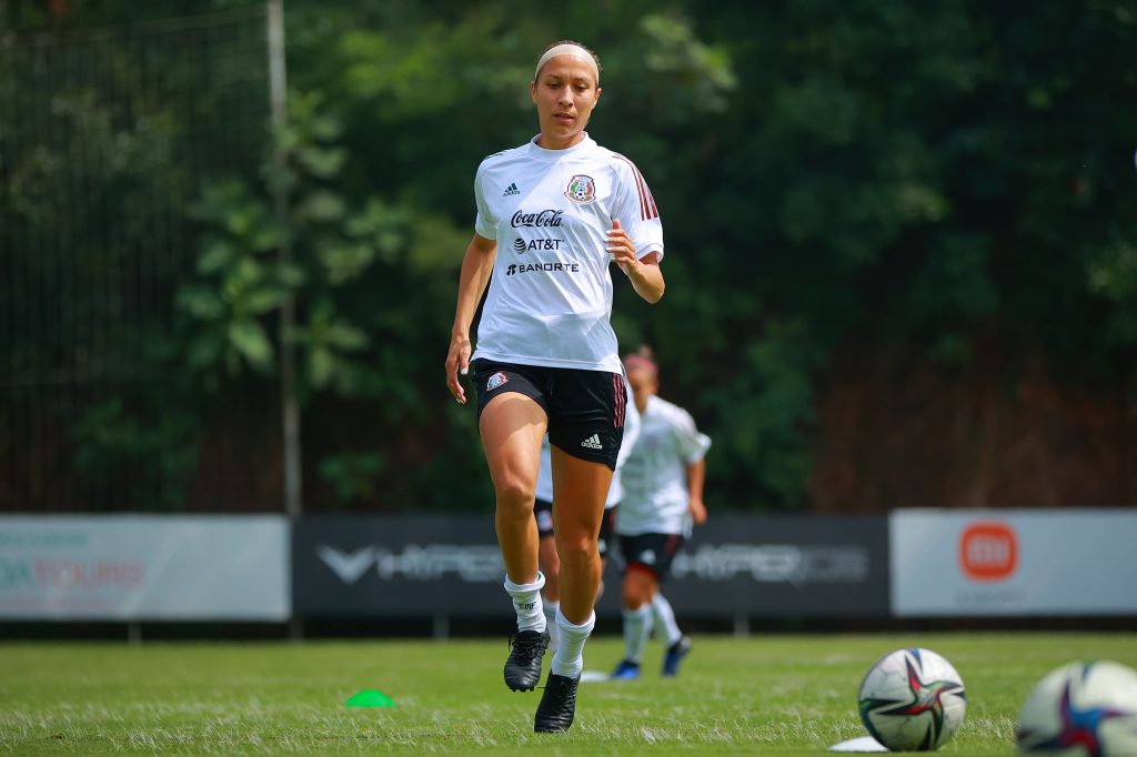 Myra Delgadillo ajuda México a 'travar' Canadá - Sporting Clube de Braga