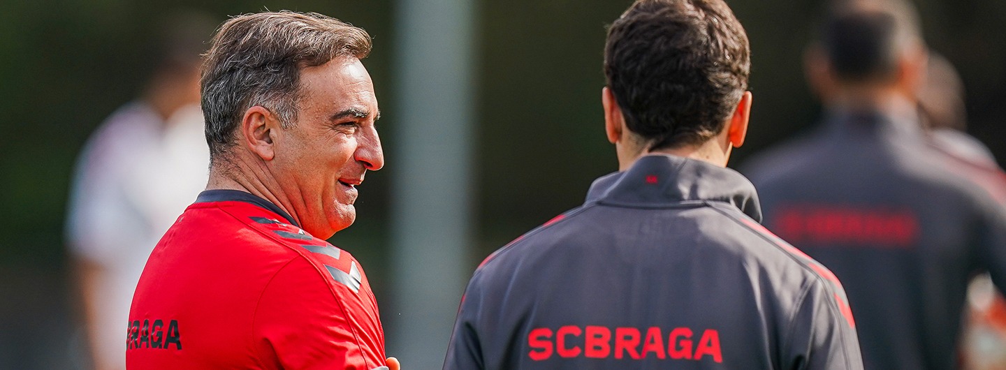 Carlos Carvalhal: "Estar no máximo para vencer" - Sporting Clube de Braga