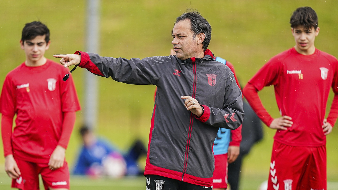 César Silva: "A nossa equipa vai dar uma boa resposta" - Sporting Clube ...