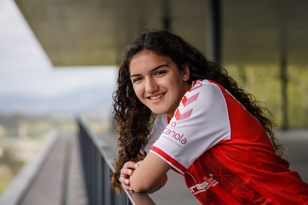 Filipa Ribeiro e Malu assinam contrato de formação - Sporting Clube de ...