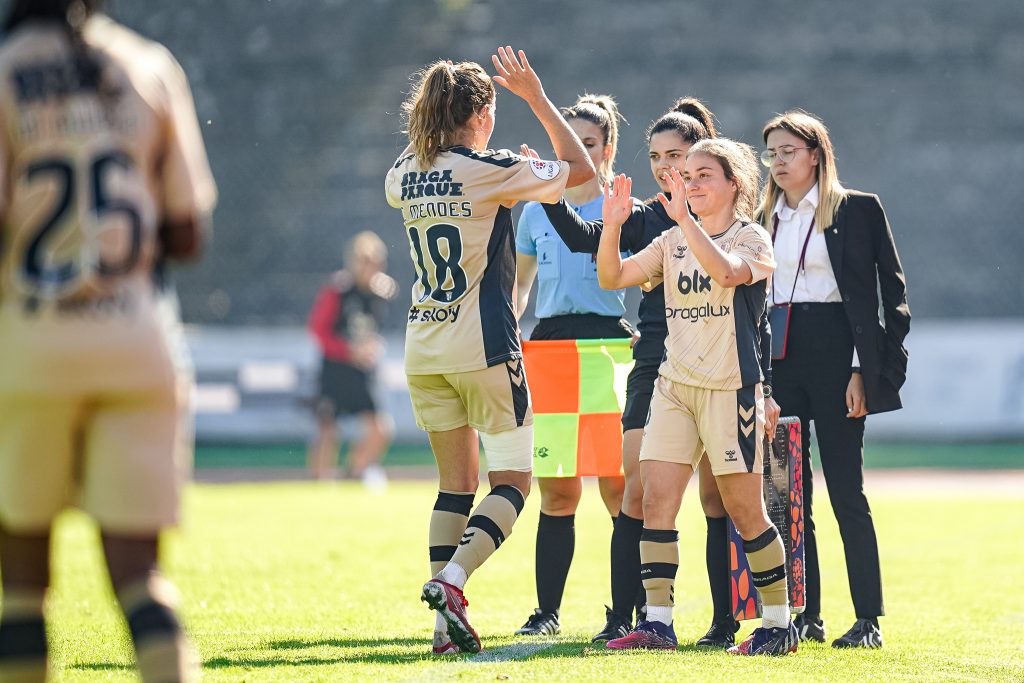 Ana Rute e Catarina Pereira titulares frente à Itália - Sporting Clube ...