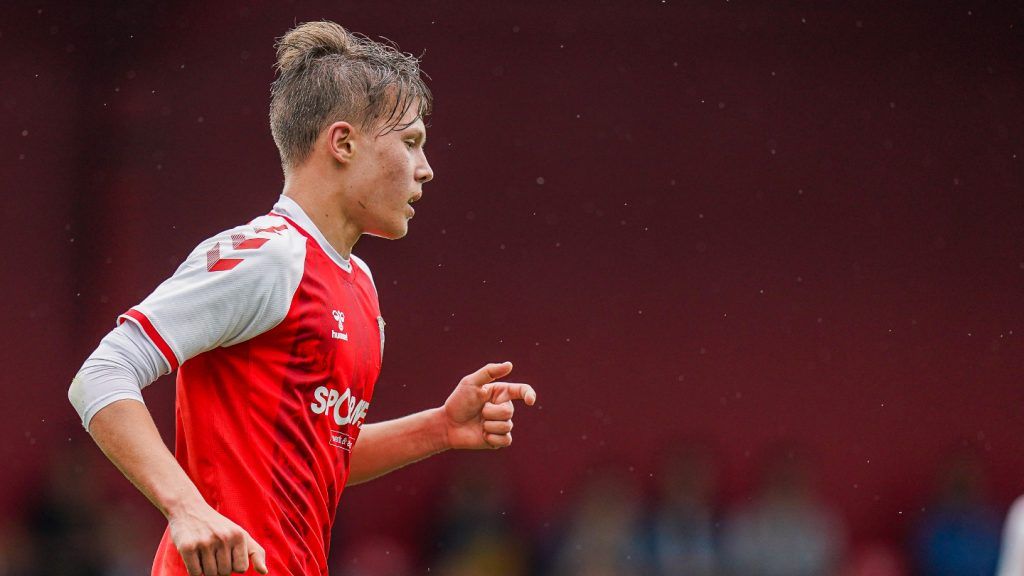 Cinco Gverreiros chamados à Seleção Nacional Sub-16 - Sporting Clube de ...