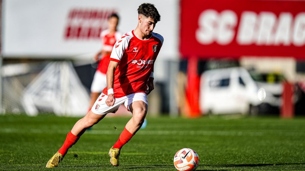 Rodrigo Abreu e Samuel Sousa na Seleção Nacional Sub-17 - Sporting ...