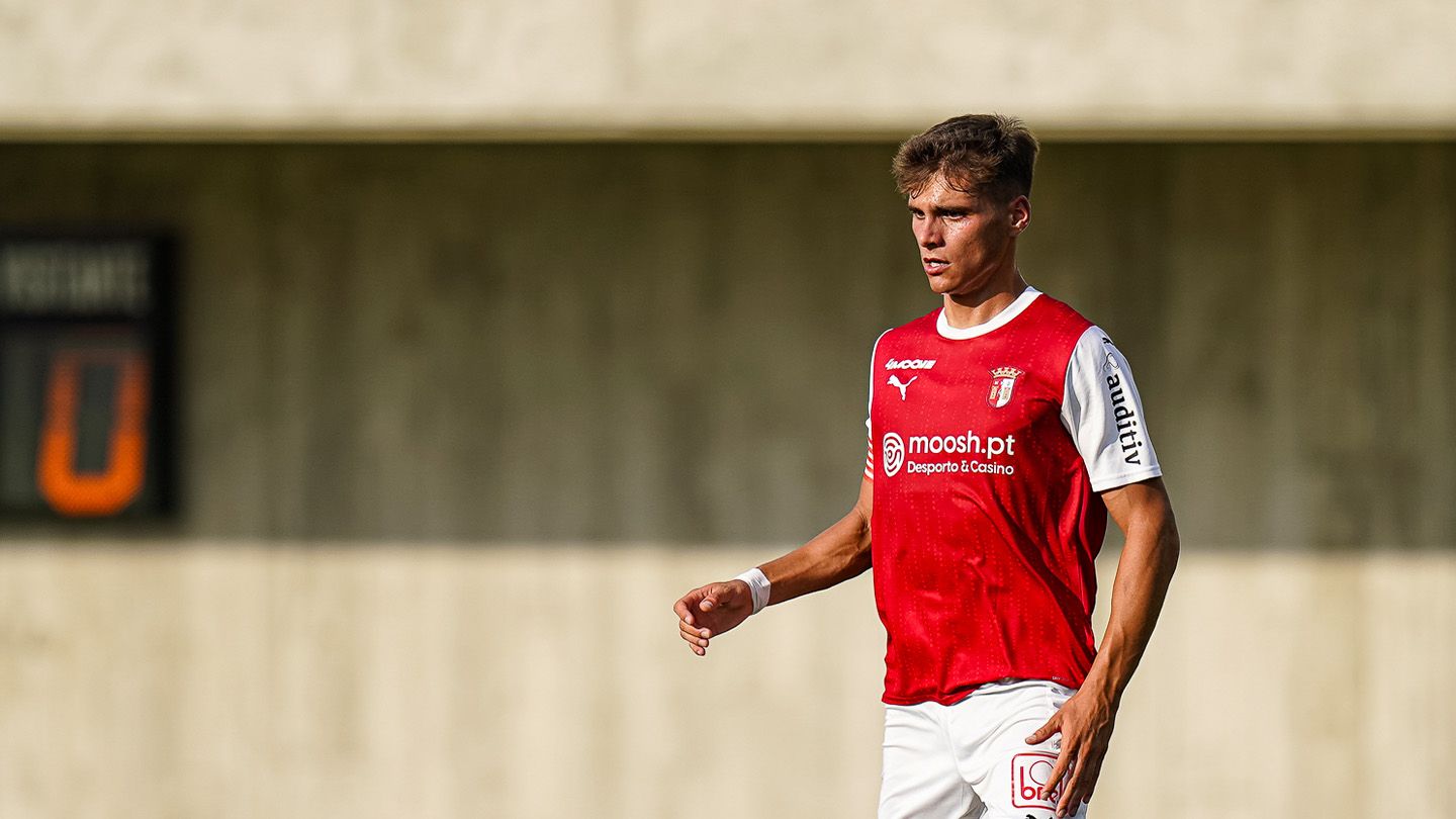 Dinis Gama na Seleção Sub-20 - Sporting Clube de Braga