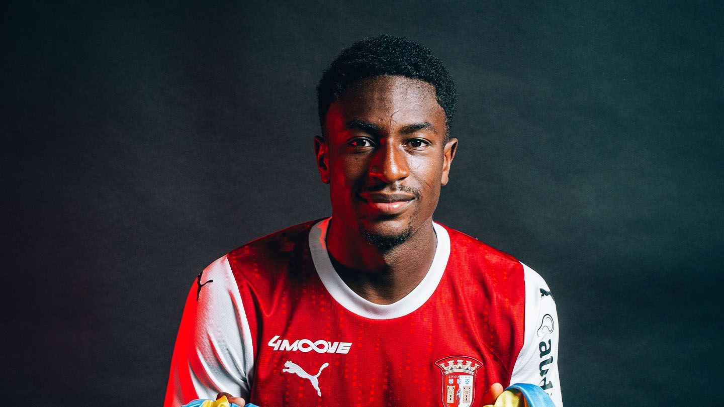 Joe Mendes titular na vitória da Suécia - Sporting Clube de Braga
