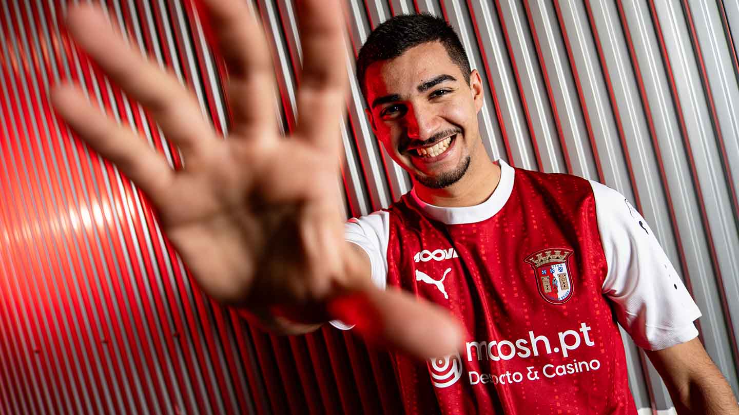 Tomás Marques renova até 2027 - Sporting Clube de Braga