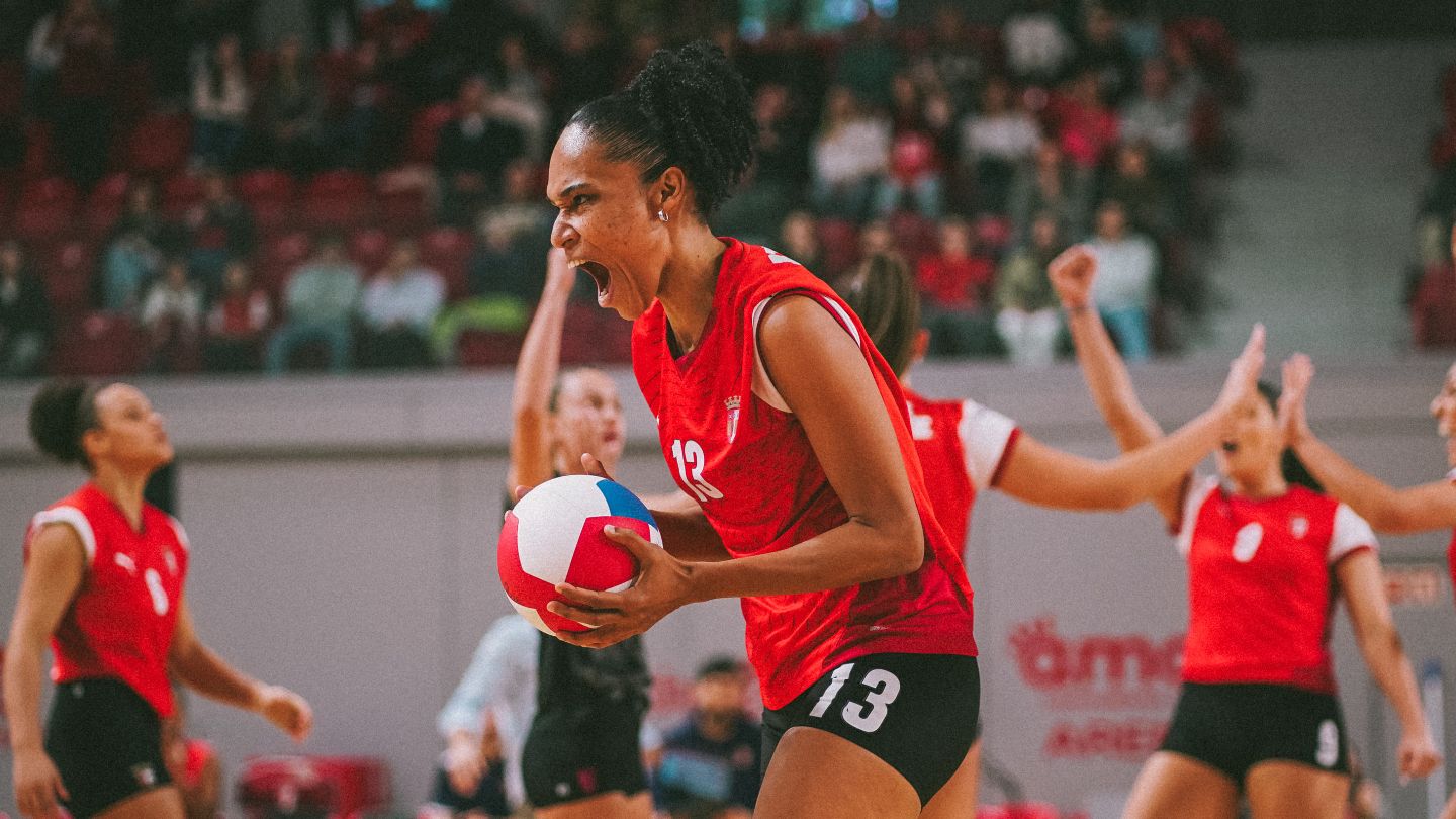 Voleibol regressa aos triunfos no campeonato - Sporting Clube de Braga