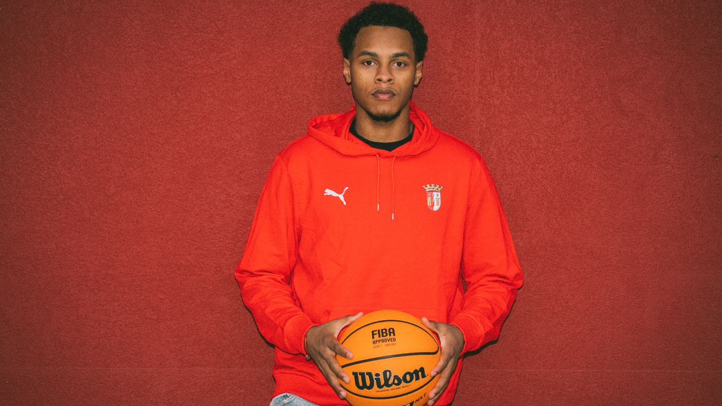Ivan Delgado reforça equipa de basquetebol - Sporting Clube de Braga