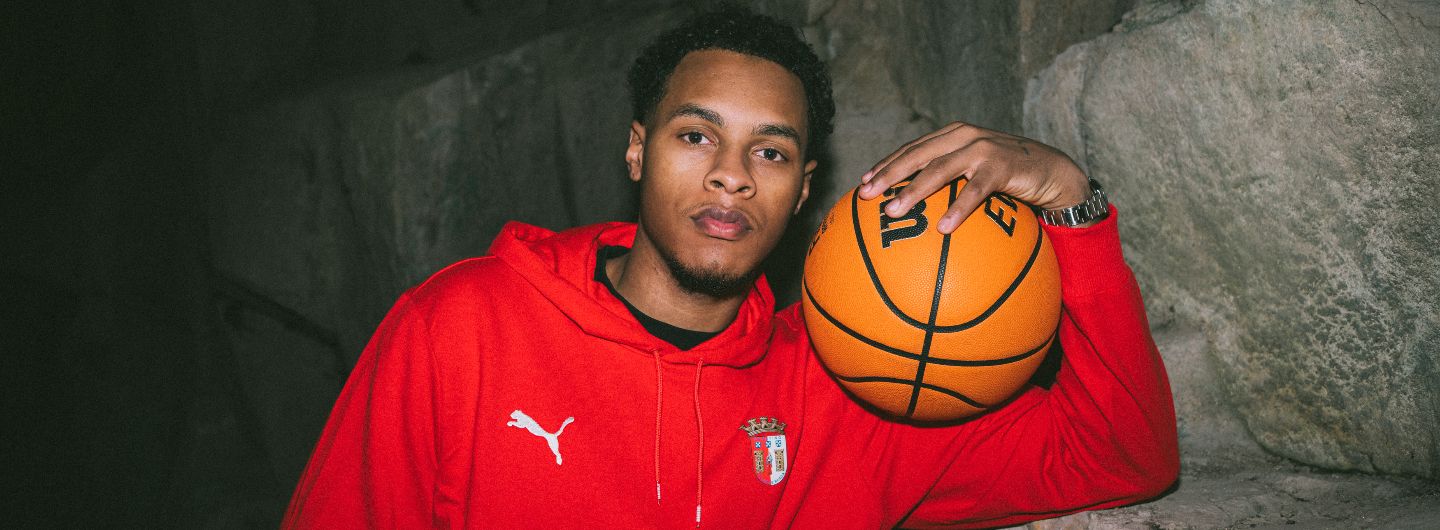 Ivan Delgado reforça equipa de basquetebol - Sporting Clube de Braga