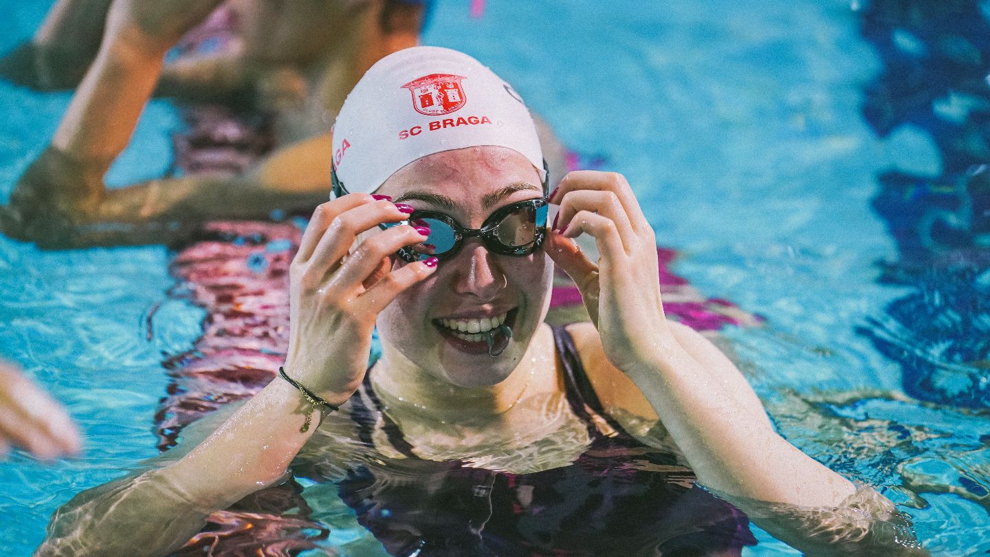 Natação | Maria Neves apurada para os Europeus de Juniores - Sporting ...