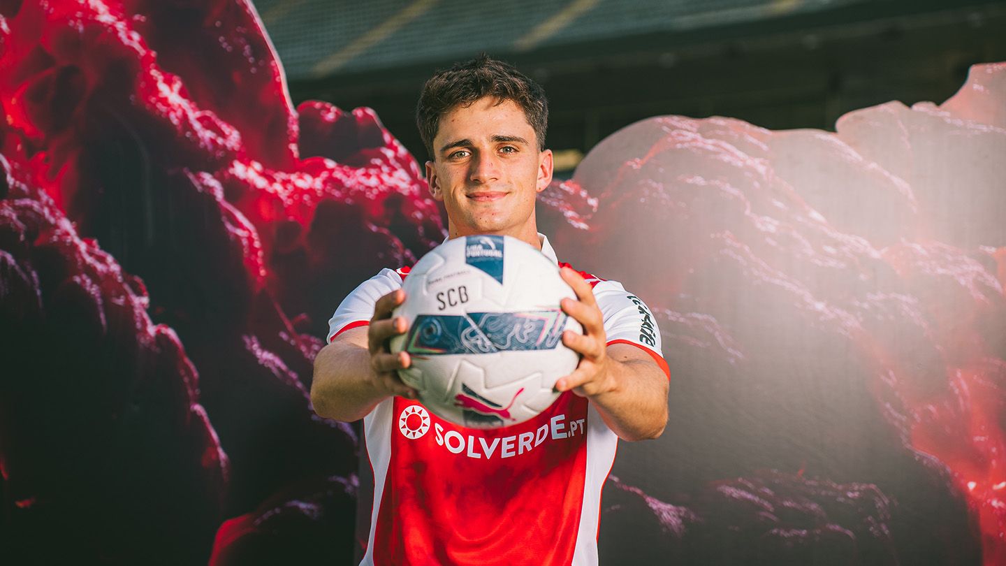 Pau Víctor: "É um passo muito importante na minha carreira" - Sporting ...