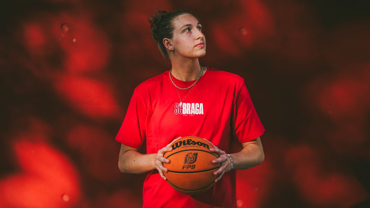 Hannah Pratt reforça basquetebol feminino SC Braga - Sporting Clube de ...