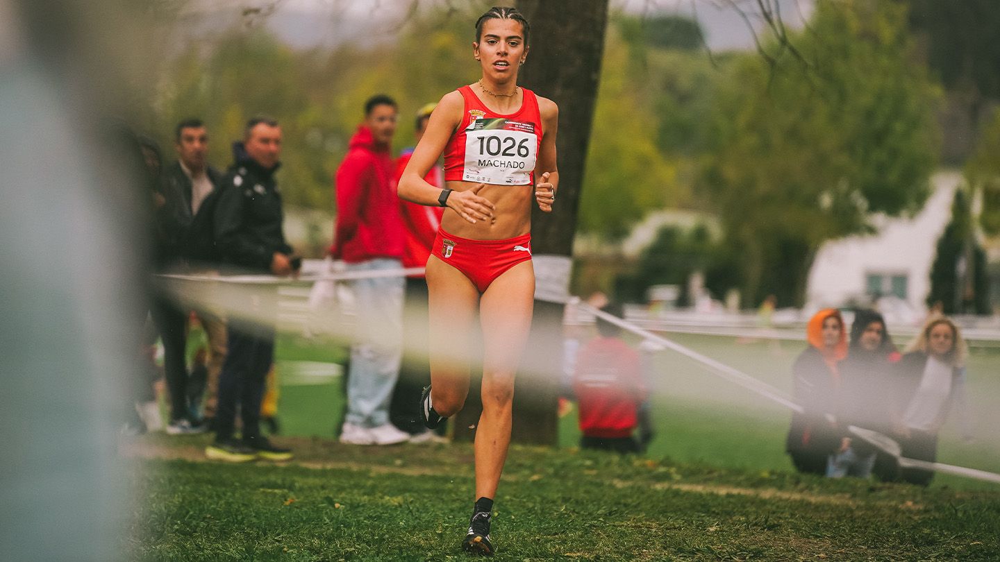 Mariana Machado bate recorde nacional de estrada em Valência - Sporting ...